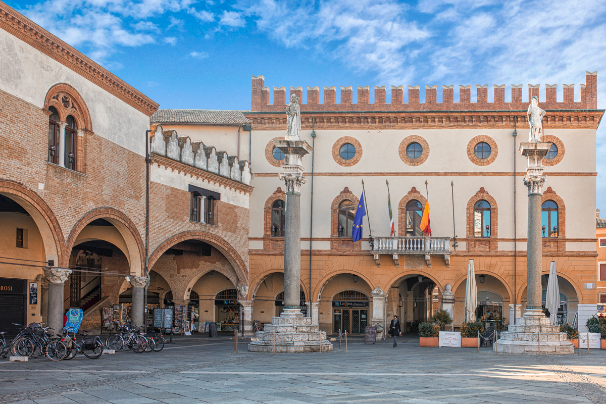 Piazza Del Popolo Ravenna Turismo